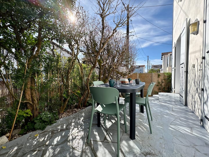 Appartement/ Terrasse-centre Ville Et Plage à Pied - Royan