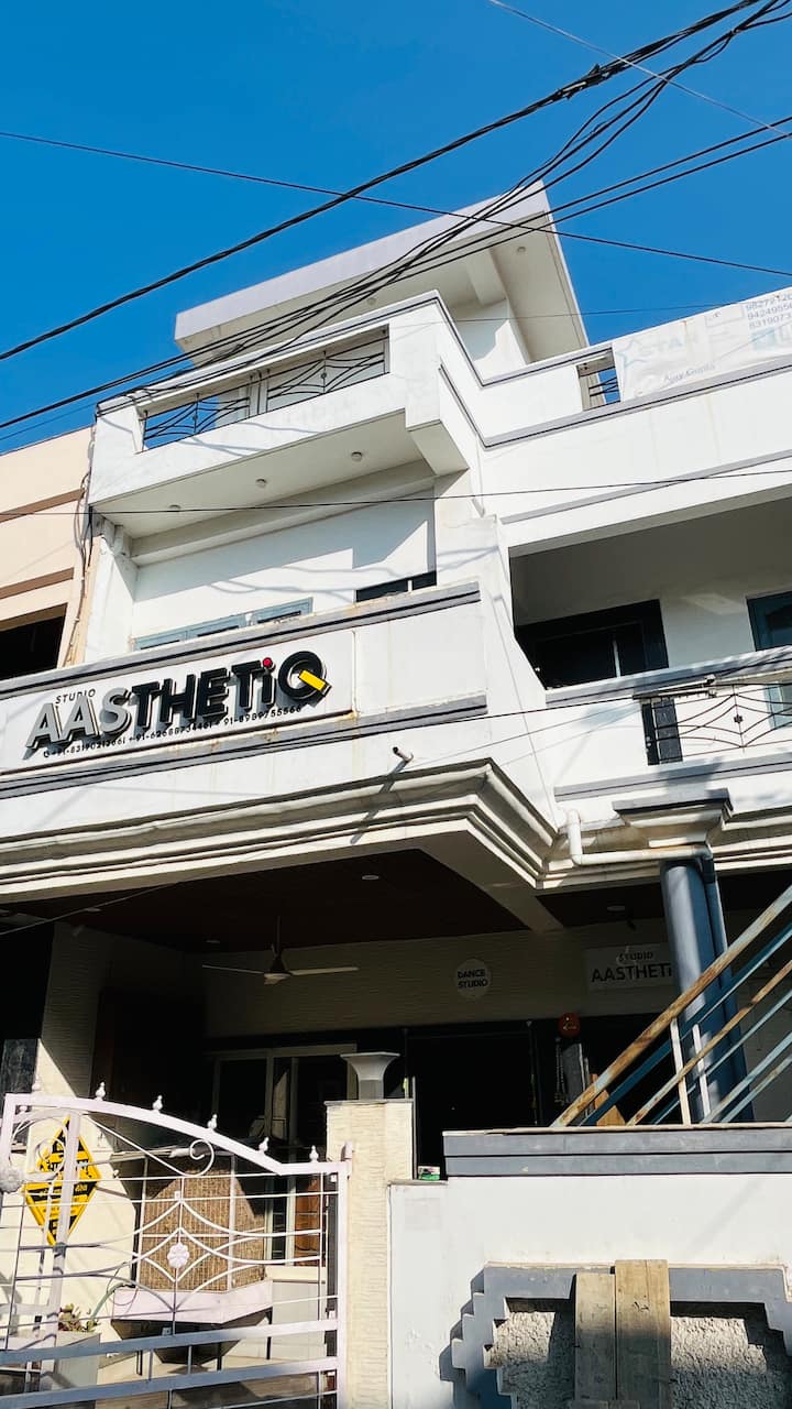 Modern Apartment | Prime Location - Jabalpur