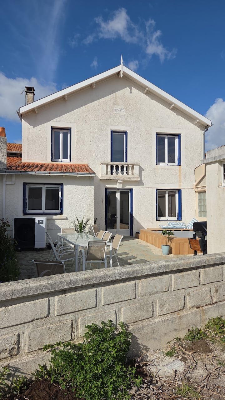 Maison De Charme • Piscine • Plage à 100m • 8 Pers - Fouras