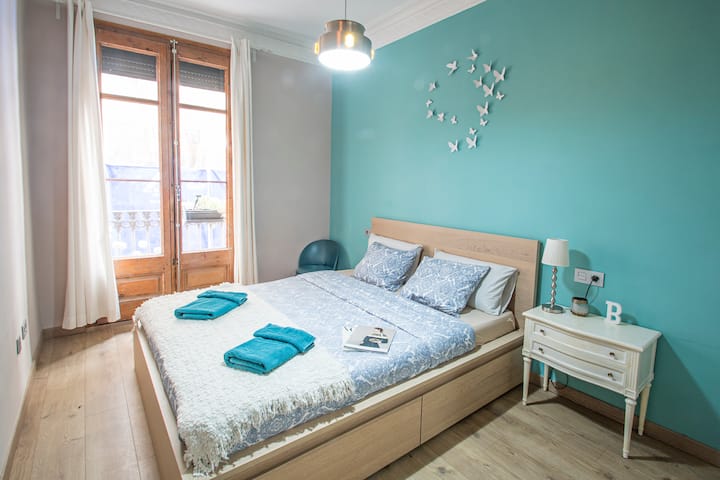 Comfy Central Apt, 2br, Wifi, Ac, Beach - Barcelona