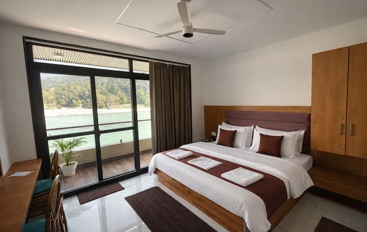 Maayaa Inn | Tranquil Stay On The Banks Of Ganges - Rishikesh