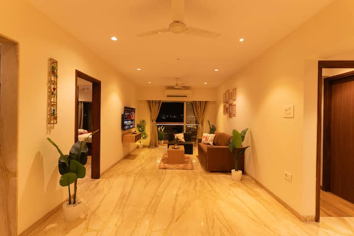 Elite 3bhk With Balcony & Runway Views | Near Bkc - Aéroport de Mumbai Chhatrapati-Shivaji (BOM)