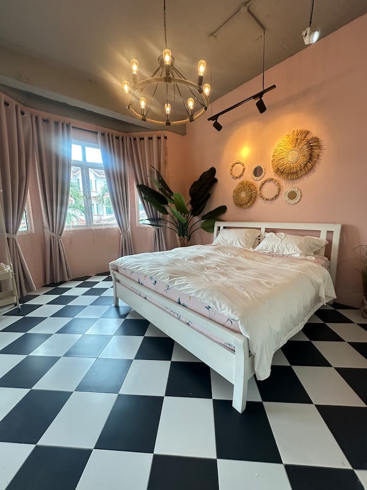 Stylish 2br Tropical Apartment In Central Gadong - Brunei