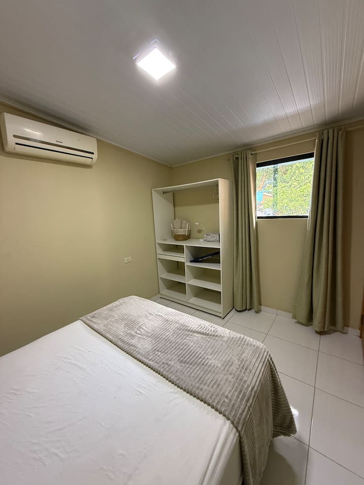 Depto. Cómodo Y Completo - Cde - Bo. San José. - 