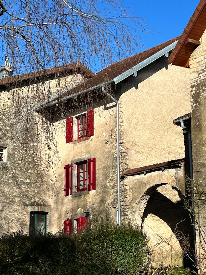 Charmante Maison En Pierre Au Cœur Du Village - Lure