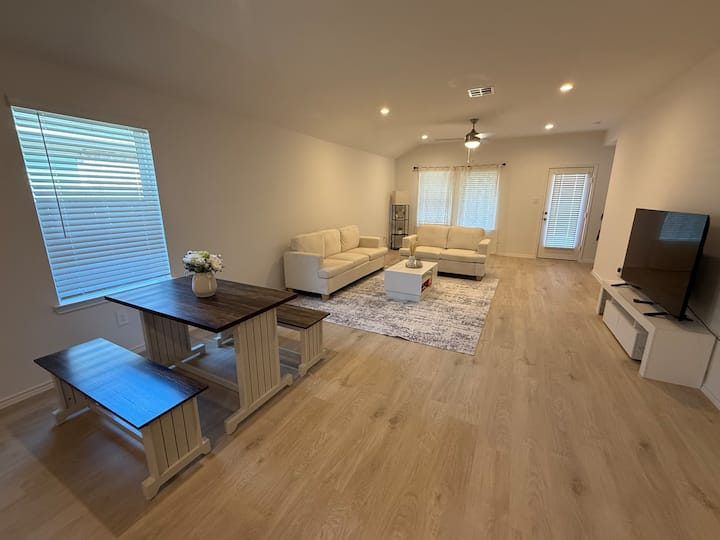 3br Home - 30 Mins From Houston Downtown! - Missouri City, TX