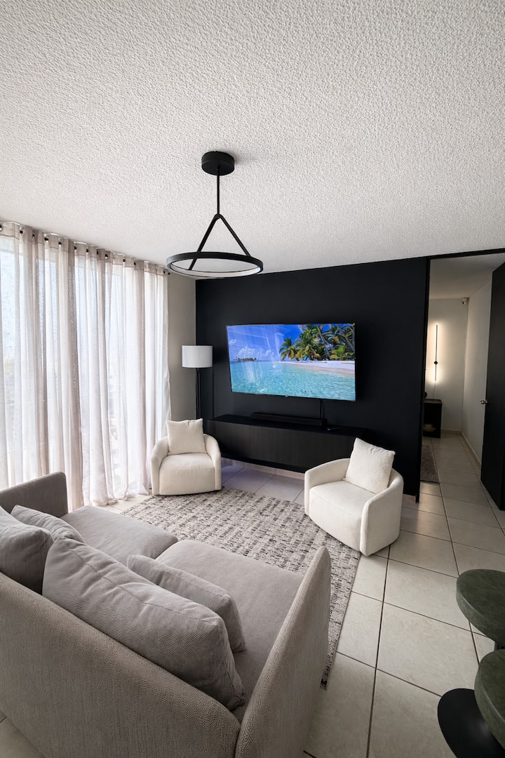 Luxury Modern Apt W/parking | 5 Min Beach - Puerto Rico