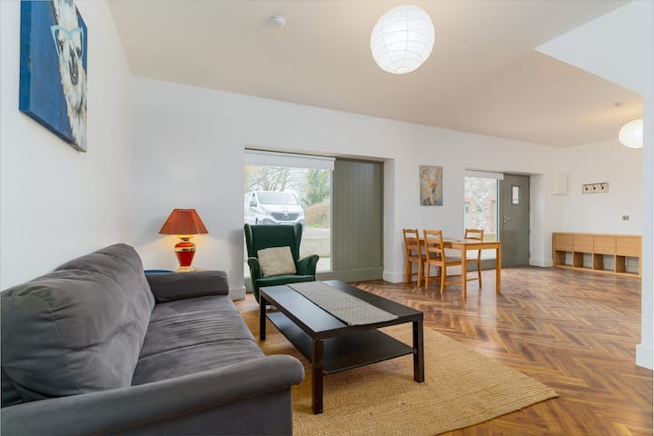 Modern 2-bed Stay In Convenient Location - Portmarnock