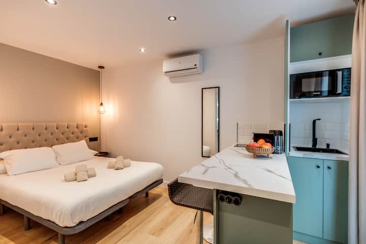 Boutique Studio With Kitchen & Balcony | Marbella - Marbella
