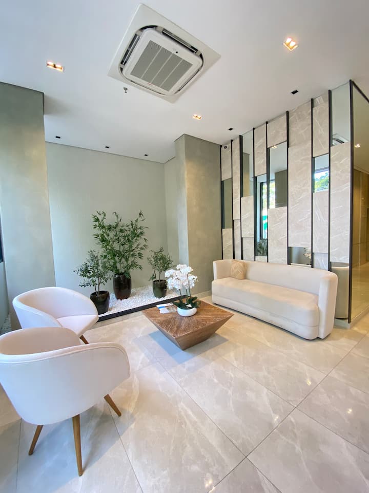 Estudio Moderno - Zona Recoleta - Shopp. Mariscal - Paraguay