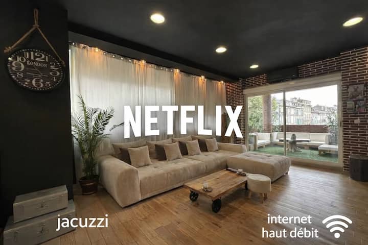 Magnifique Loft Atypique Avec Jacuzzi - Tarascon