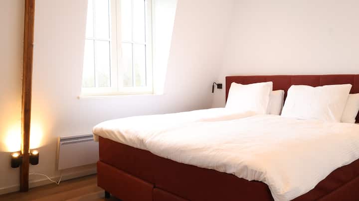 Alonzo Fields – Pioneering White House Butler - Aachen