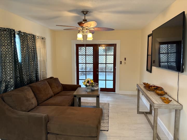 Orlando Urban Oasis - 5br 2ba - Apopka, FL