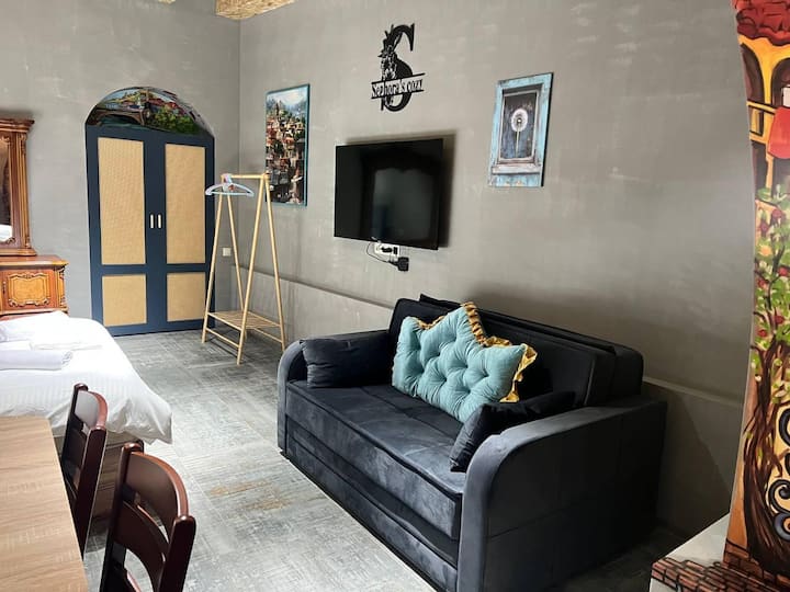 Sephora's Cozy Apartment In Old Tbilisi - Tbilisi