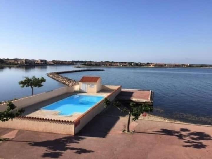 ÉClat Marin Vue éTang Village De Noël Proche - Le Barcarès