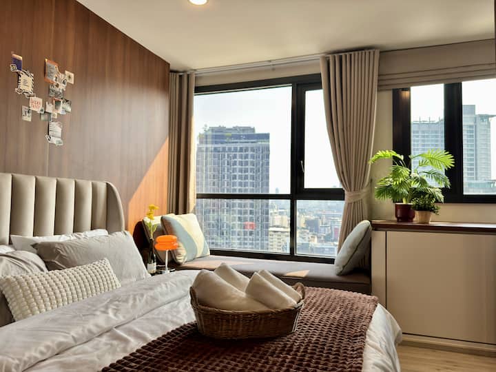 Womo Studio - Calm Urban At Mrt Huaikhwang (1 Min) - Bangkok