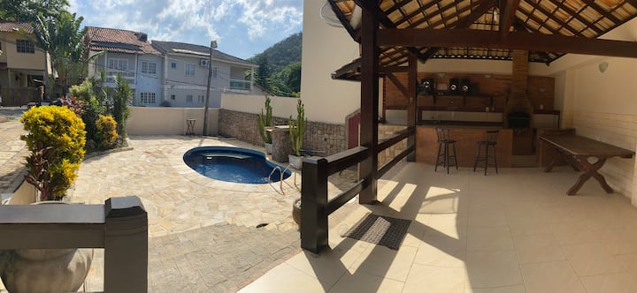 Casa Com ÁRea Gourmet E Piscina - Niterói