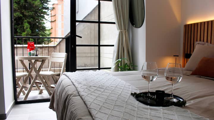 Apartaestudio Boutique En Laureles - Medellín