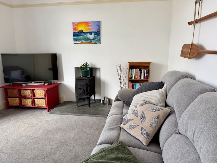 Comfy Character House. - Pool