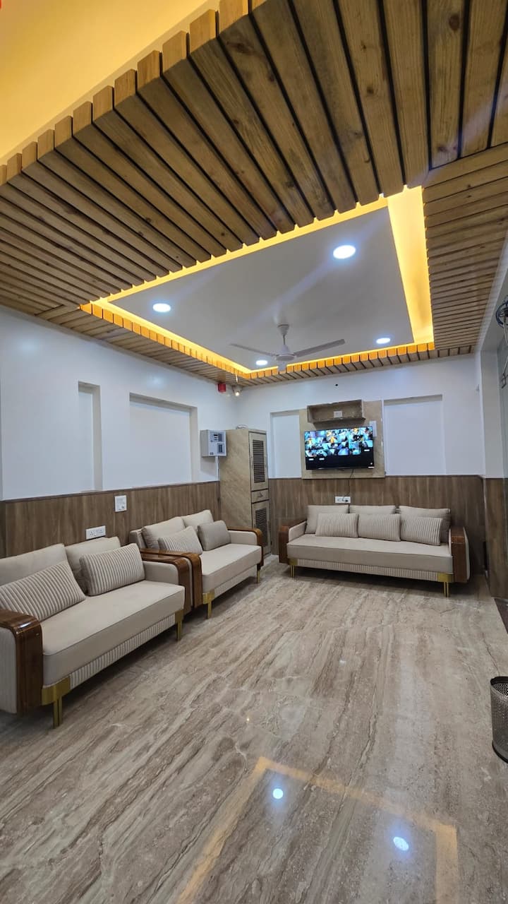 Ramesh Palace - New Delhi