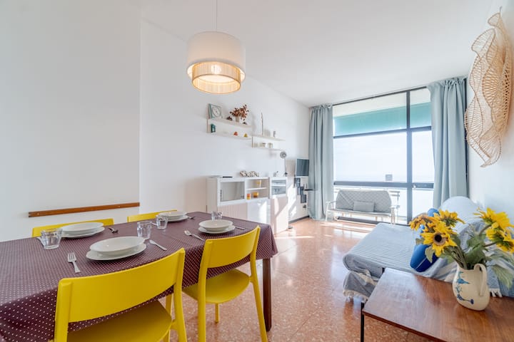Guesthost - Seaview Apartment In Deiva Marina - Deiva Marina