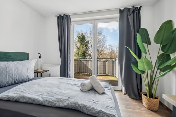 Larooms Merseburg-apartments Ns03- Ideal Für Teams - Merseburg