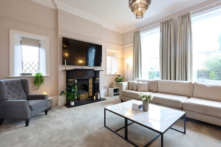 Somerley Halifax - Luxury 6 Bedroom Stay - Haworth