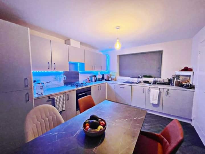 Single Room Near Leeds City Centre &Temple Newsam - 리즈