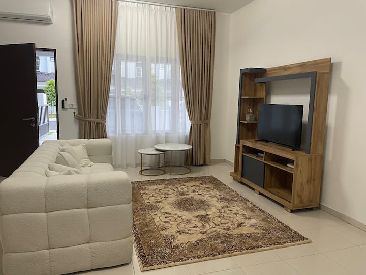 Homestayadek (Muslim Only) - Sepang