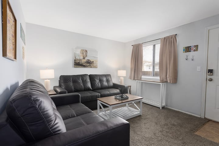 Riverside Hideaway - 4816 - Weatherby Lake, MO