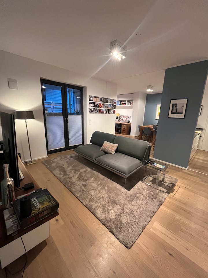 Moderne 80m² Wohnung Mit Terrasse & Mediaparkblick - Cologne