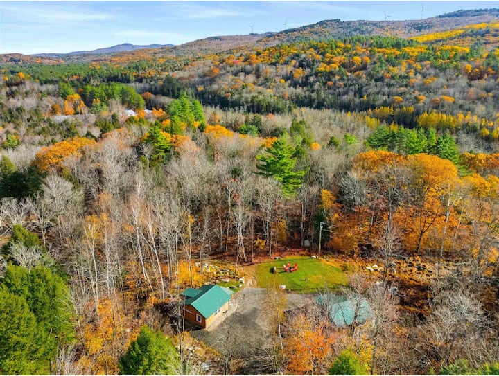 2 Cabins On 8 Private Acres + Views + Firepit - New Hampshire (State)