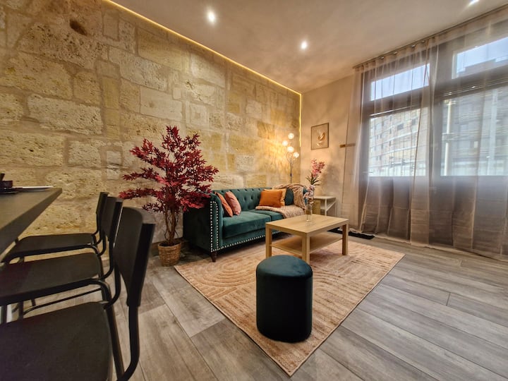 Maison De Ville · Tram Bordeaux-centre 15 Min - Cenon