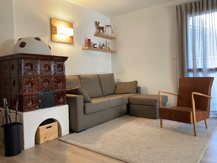 Appartamento Alpino Con Stufa E Balcone - Fassatal