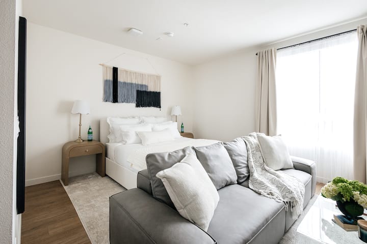 Platinum Space In Weho - West Hollywood