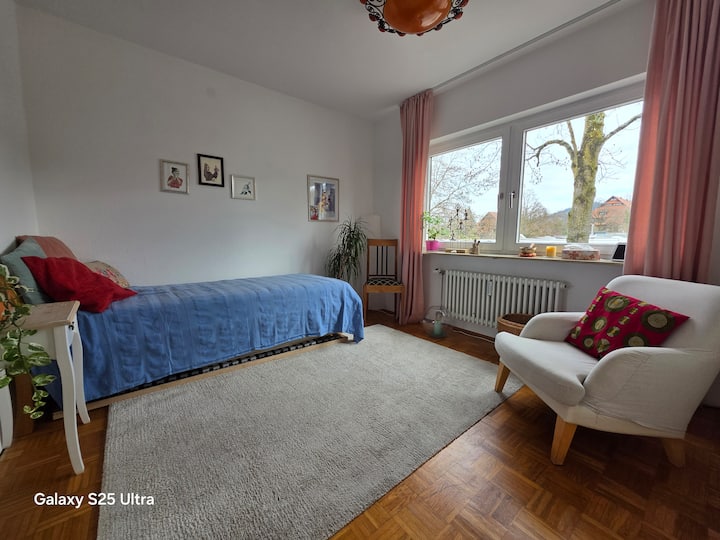 Zimmer In Ruhiger Lage Mit Perfekter Anbindung - Freiburg