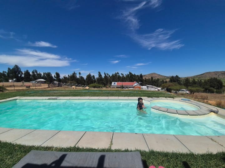 Residencia Con Piscina En Marchigue - Colchagua