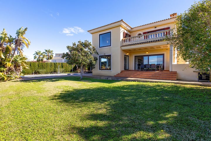 Mediterranean Sea View 5 Bedroom Villa - S'Arenal