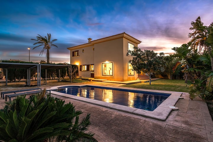 Mediterranean Sea View 5 Bedroom Villa - Llucmajor
