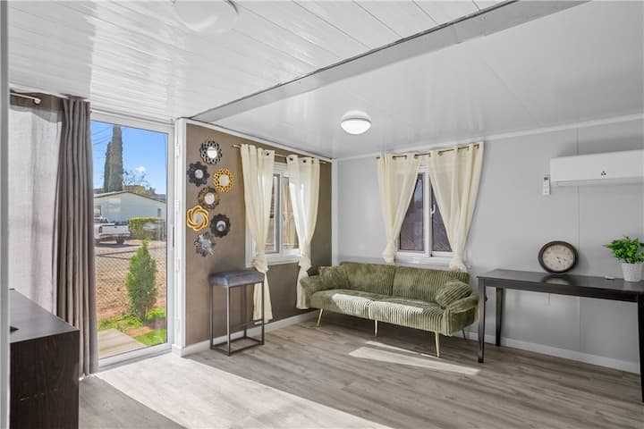 Amazon Home Kingman - Kingman, AZ