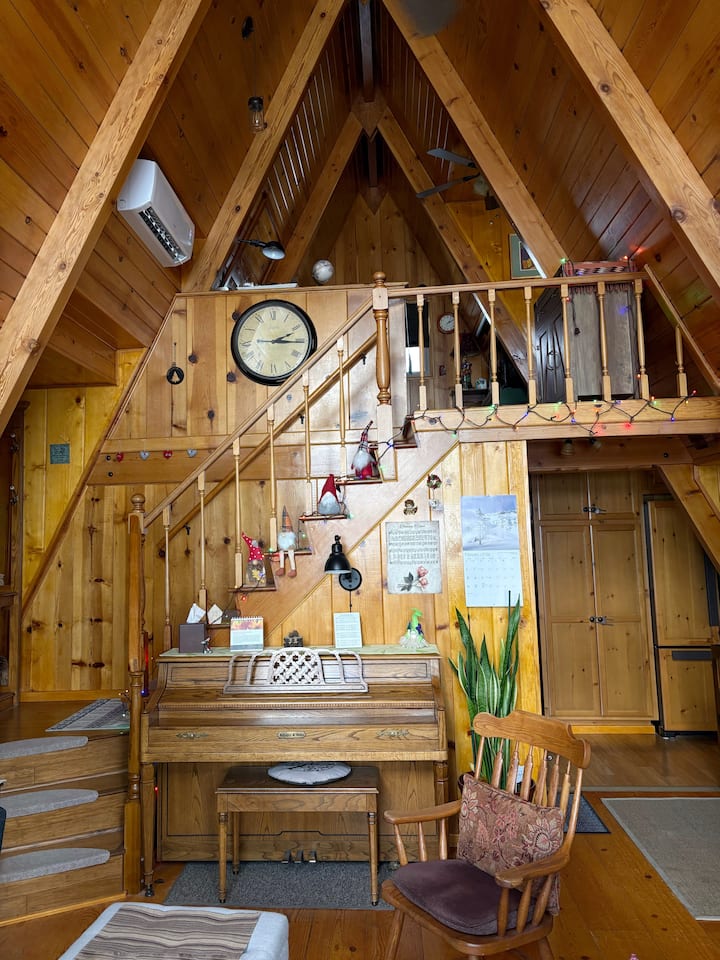 Cloud 9 Cozy A-frame | Wrightwood Escape - Wrightwood, CA
