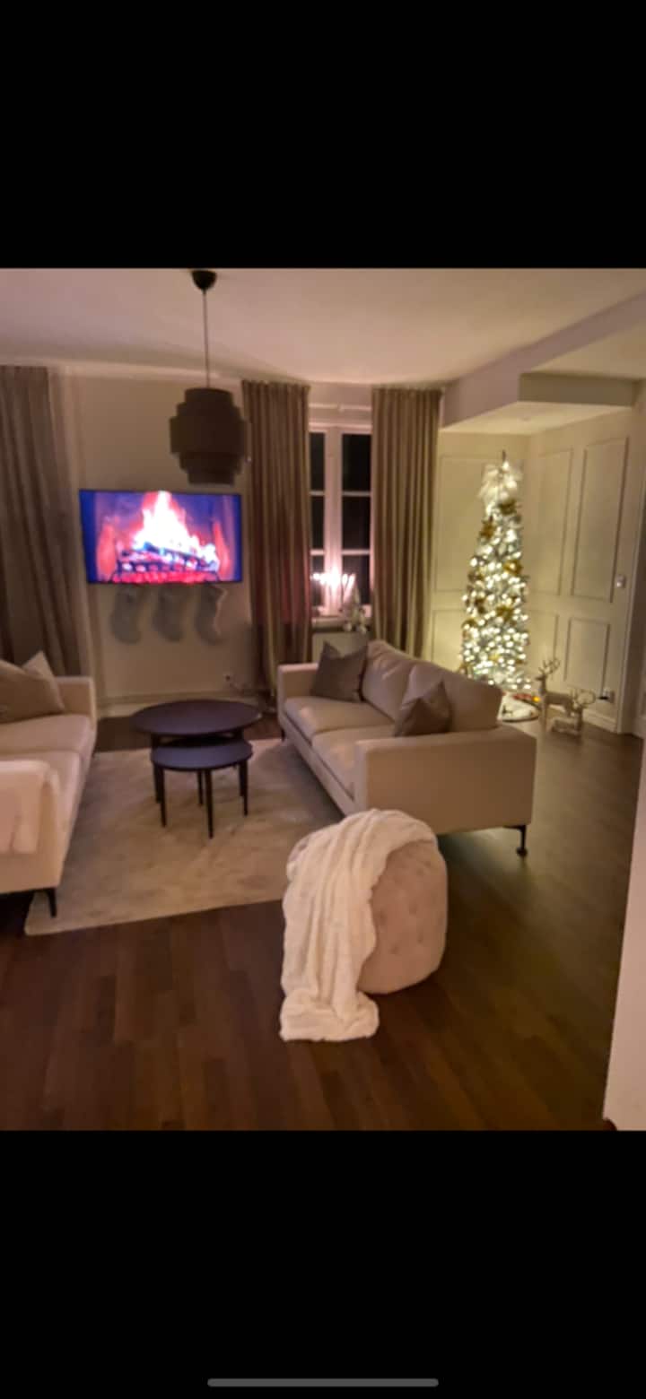 Nyrenoverad Villa I Uttran - Järna