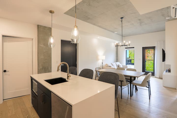 Suite #404 - Suite 1 Chambre | Balcon - Magog