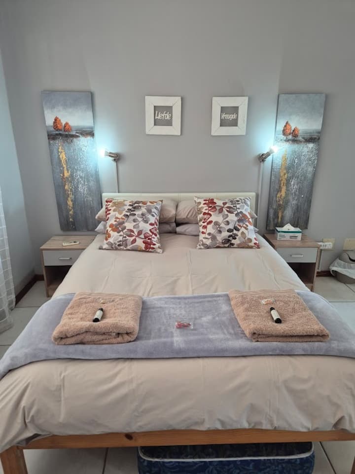 Suné's Self Catering 2 - Worcester