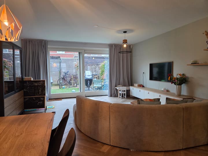 Fijne Gezinswoning Tijdelijk Te Huur (April/mei) - Utrecht