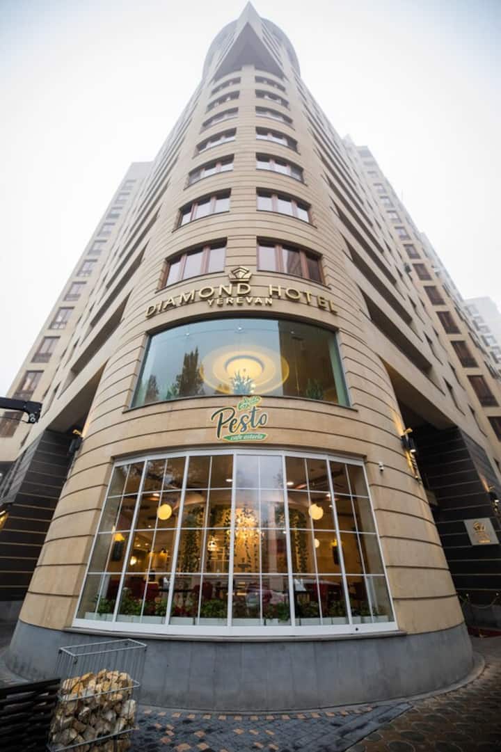 New Building Apartment In City Centr - Yerevan