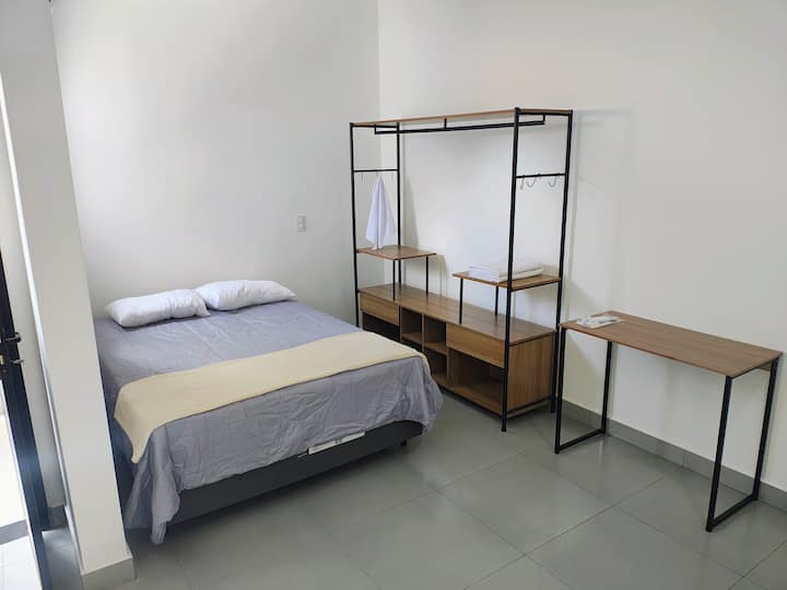 Estúdio Novinho, Primeira Locação Cs3 - 아메리카나