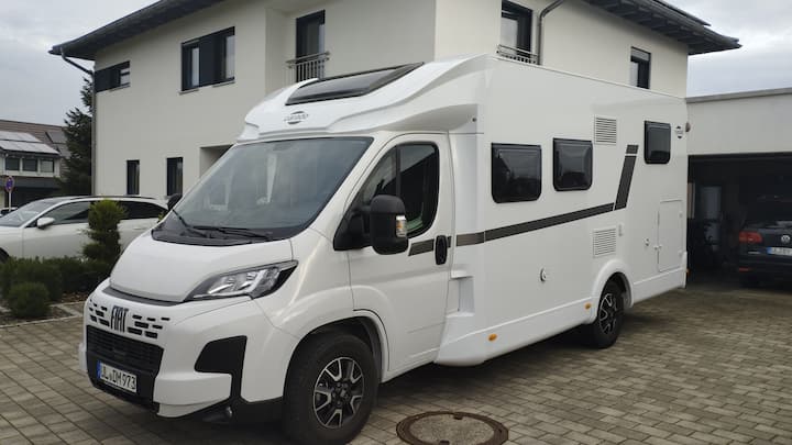 Modernes Wohnmobil Mit Top Ausstattung - Laichingen