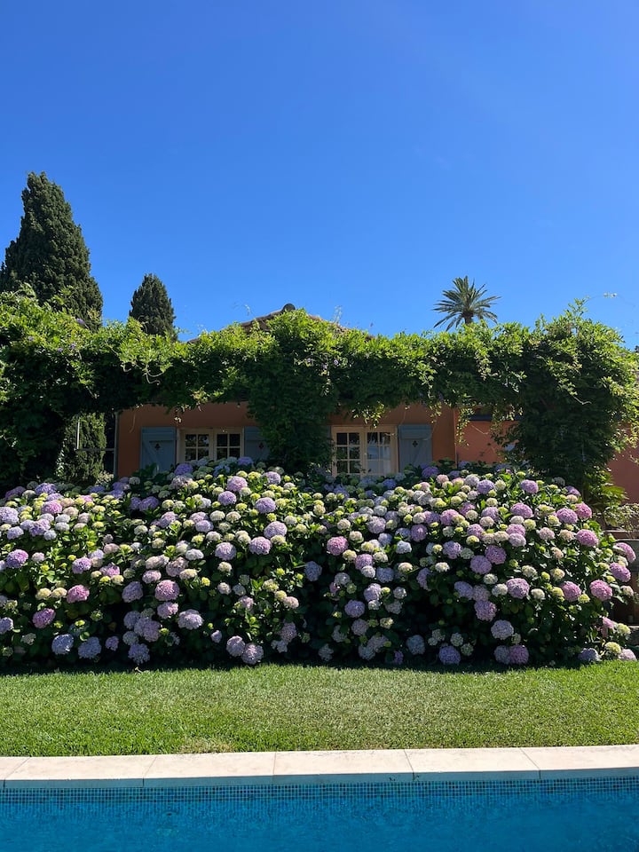 Intimate Villa In The Heart Of Saint-tropez - Saint-Tropez