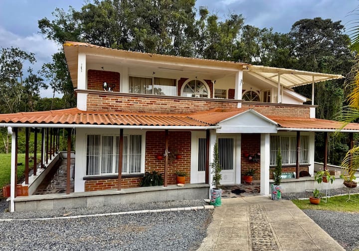 Cabaña De Lujo Con Jacuzzi En Reserva Natural - Filandia